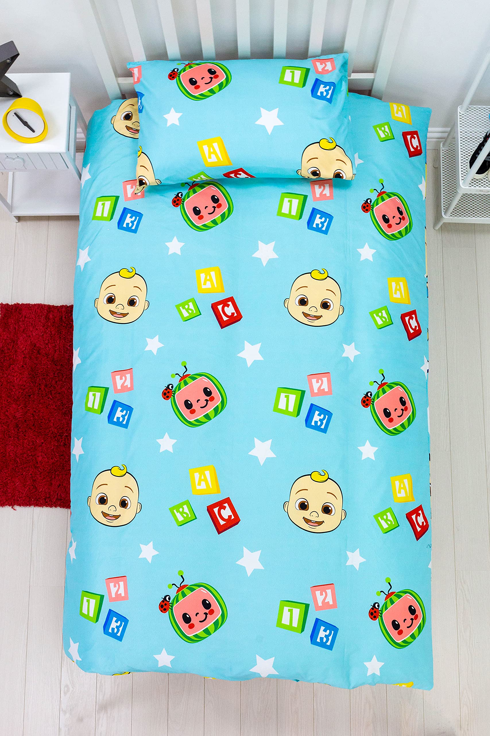 CoComelon Friends Single Duvet Cover and Pillowcase Set