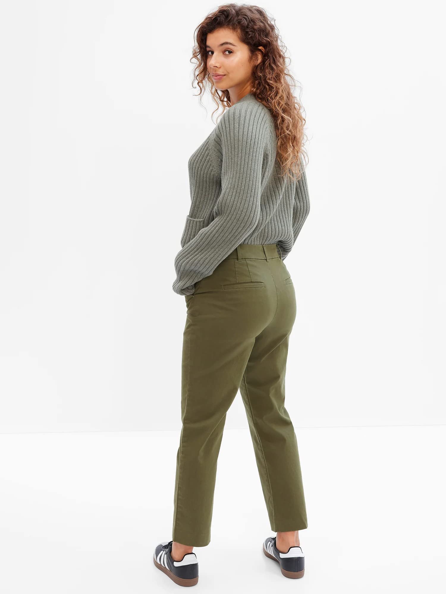 GAP Womens Slim Fit Ankle Khakis, Black 19, 12 US