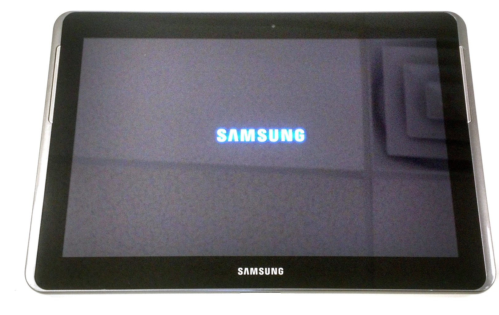 Samsung SGH-I497ZSAATT Galaxy Tab 2 (AT&T) 10-Inch 16GB 3.0 MP 1280 x 800 Pixel