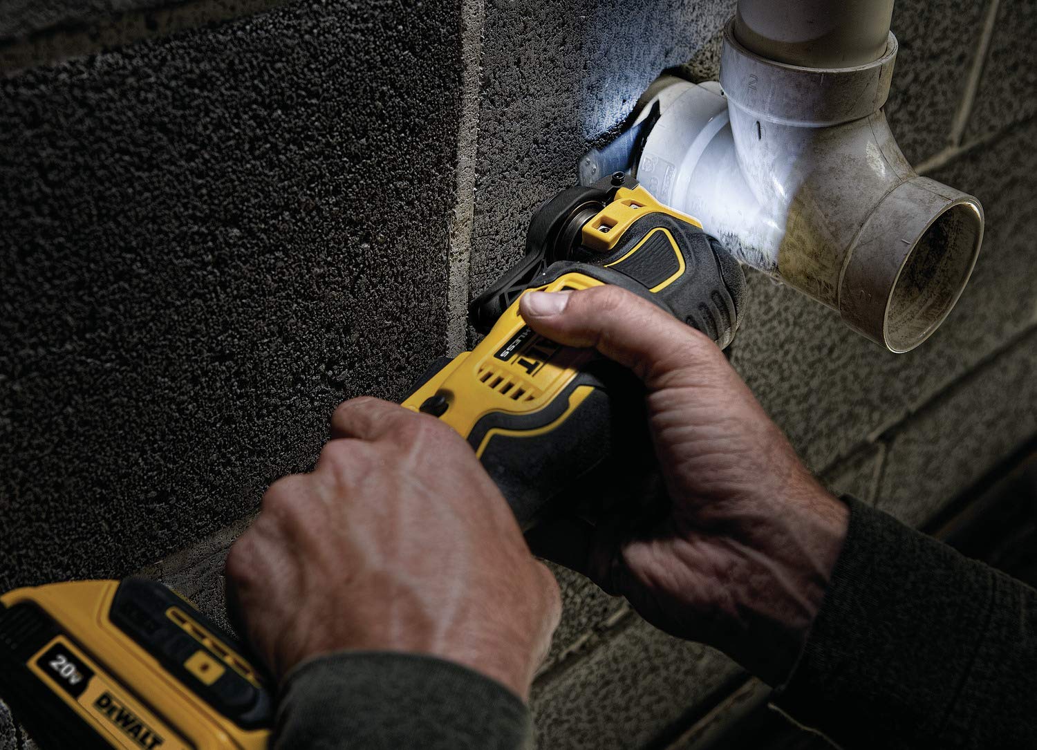 Dewalt DCS354BR ATOMIC 20V MAX Brushless Lithium-Ion Cordless Oscillating Multi-Tool (Tool Only) (Renewed)