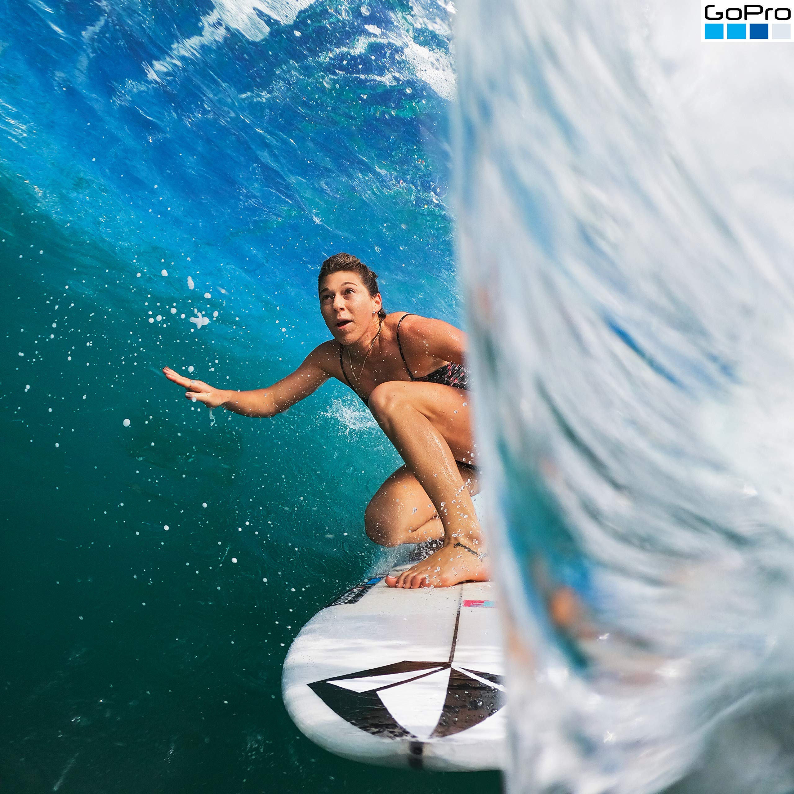 GoPro HERO7 Black + Extra Battery + Super Suit Dive Housing Case - E-Commerce Packaging - Waterproof Digital Action Camera with Touch Screen 4K HD Video 12MP Photos Live Streaming Stabilization