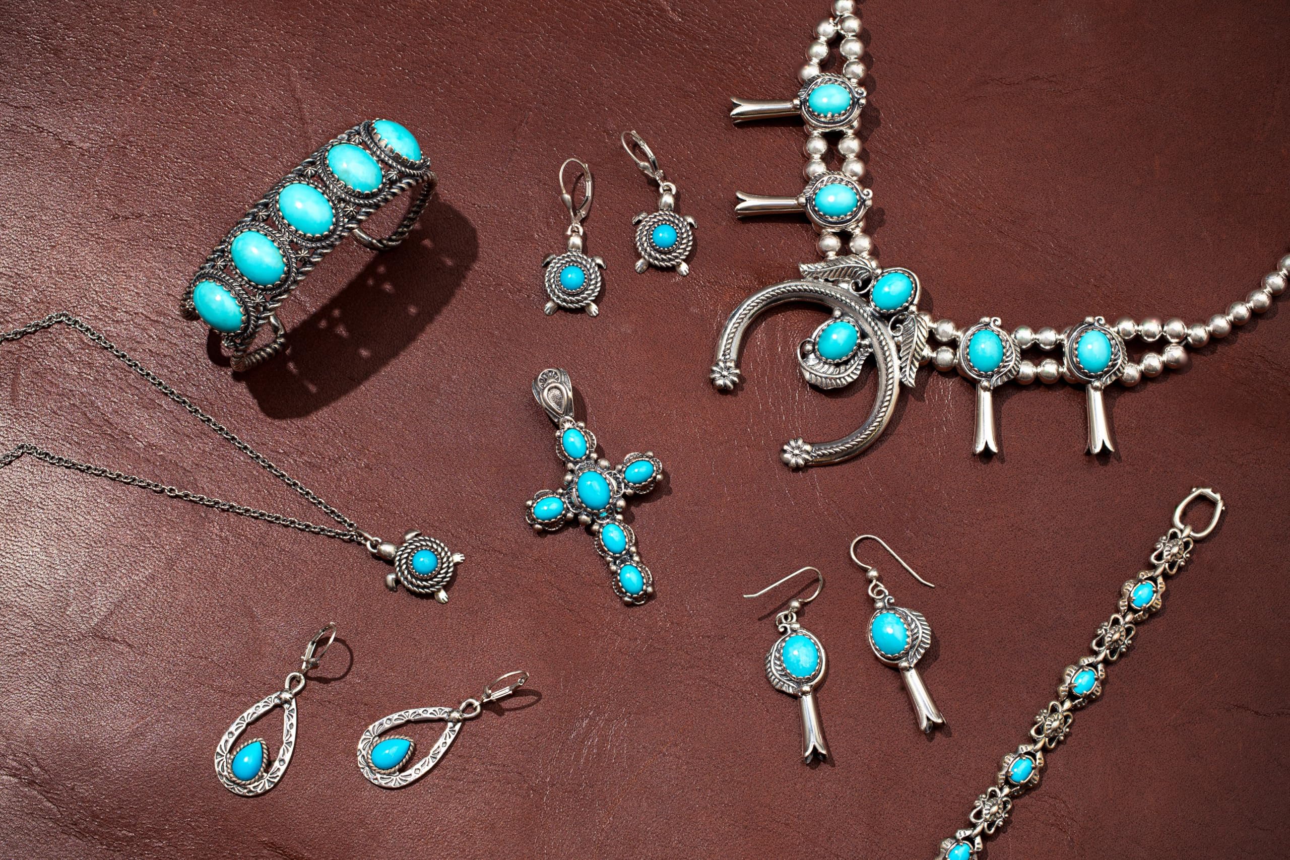 American West Necklace Sterling Silver Turtle Turquoise Gemstone 17 to 20 Inch