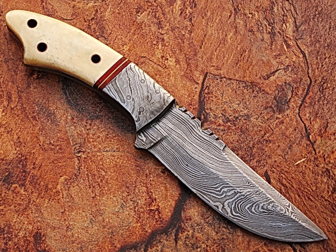 AishaTech Red Circle Hunting Knife Damascus Steel Blade Bone Handle