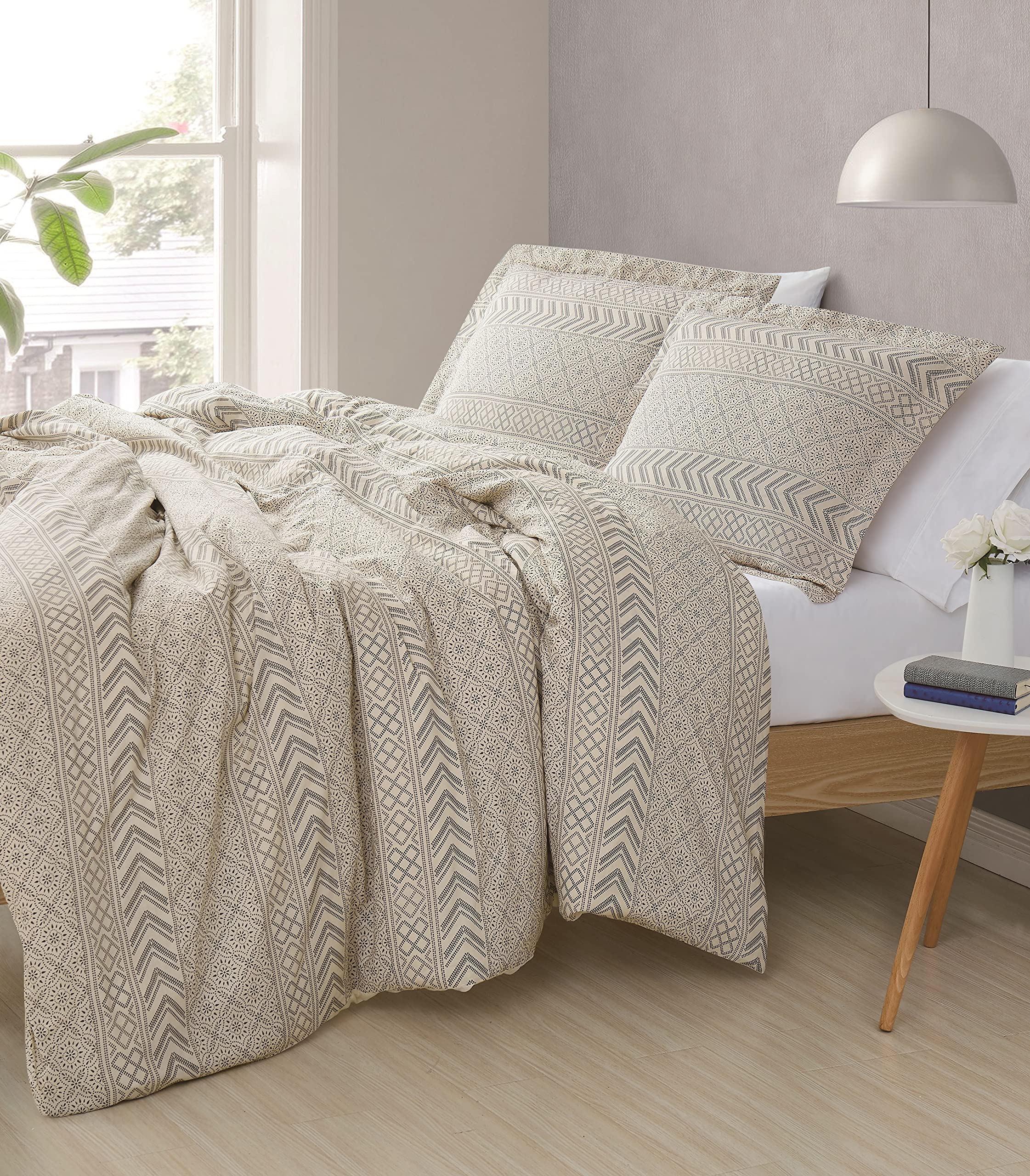 Brooklyn Loom Black and White Chase 3-Piece Full/Queen Duvet Cover Set