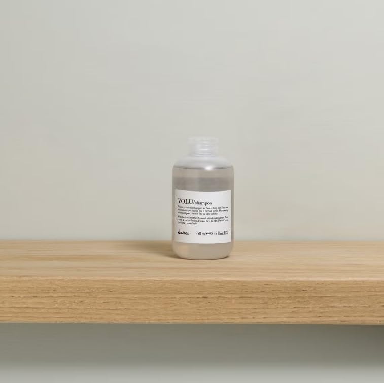 Davines VOLU Shampoo | Volume Shampoo for Fine, Thin Hair Types | Gentle Everyday Volumizing | 8.45 fl oz (Pack of 1)