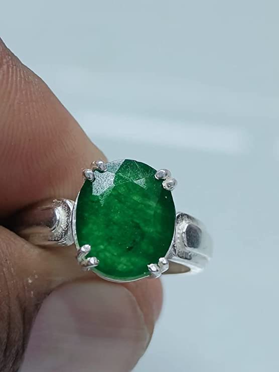 ADITYA JEWELS 5.25 Ratti Green Emerald Engagement Ring For Women, Promise Ring, Wedding & Christmas Ring