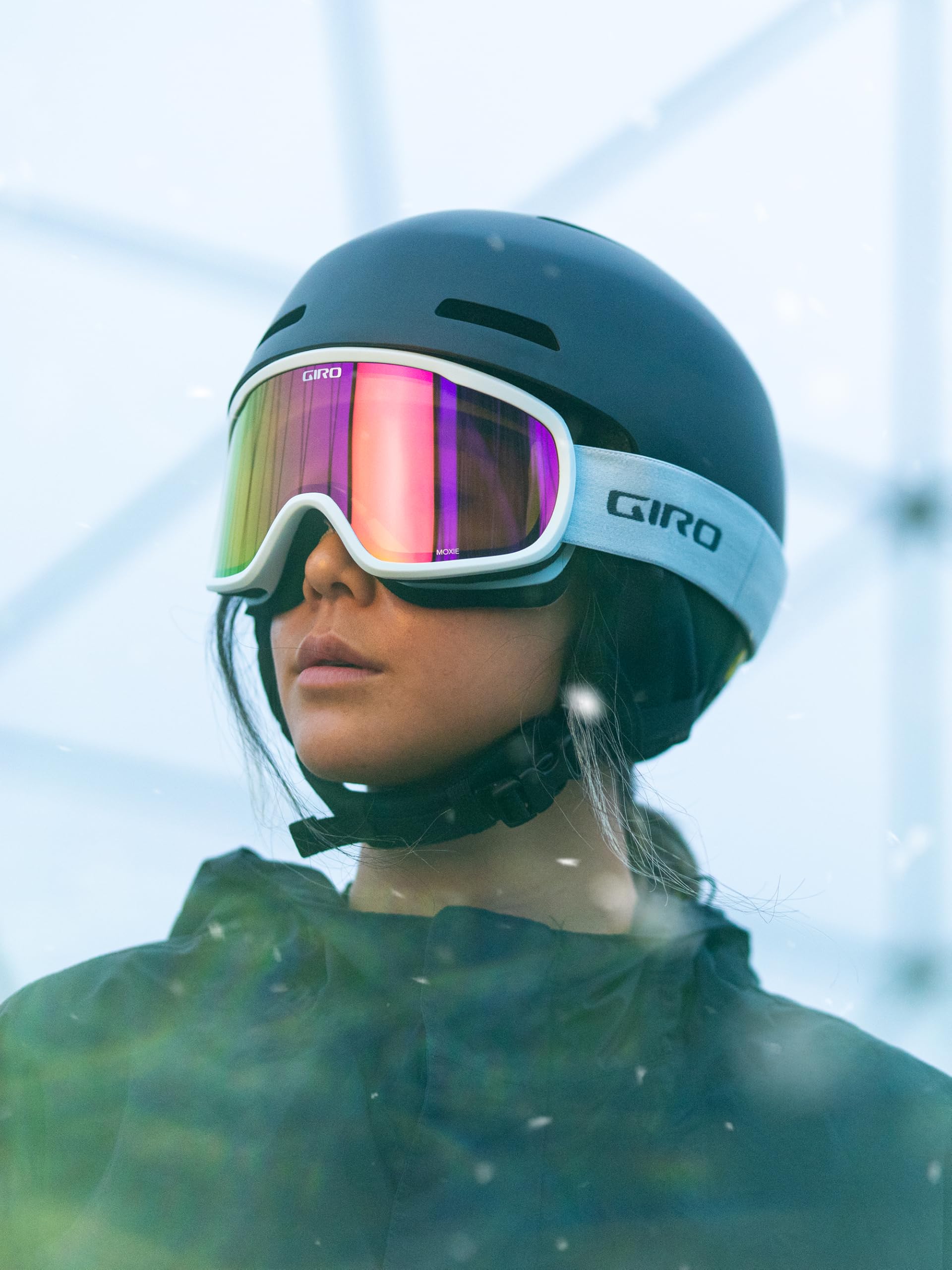 Giro Moxie Ski Goggles - Snowboard Goggles for Women & Youth - White Core Light Strap with Amber Pink/Yellow Lenses
