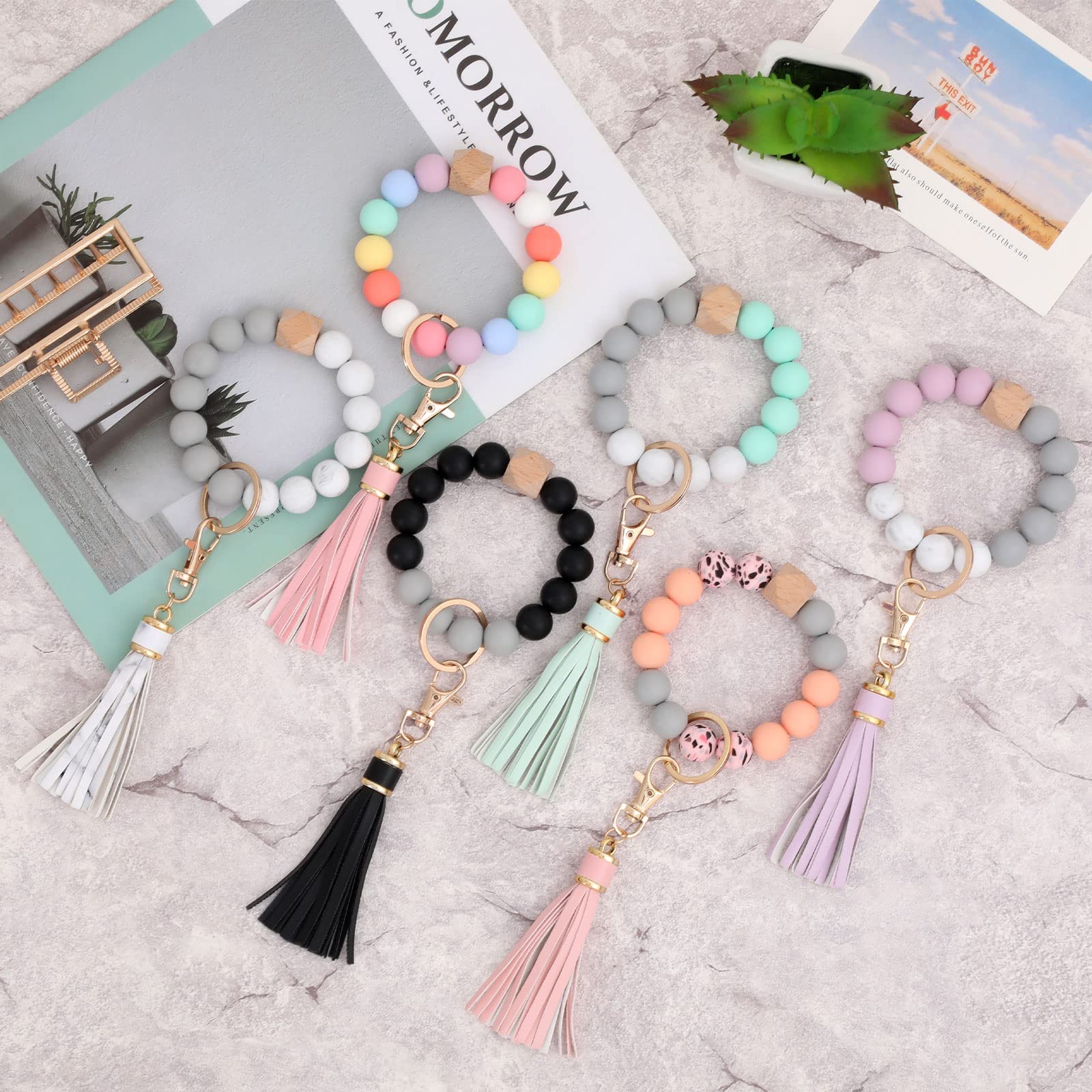 Alysha 2PCS Silicone Beaded Bracelet Keychain, Key Ring Bangle Wristlet Keychain with Leather Tassel for Women/Girls(Cow)
