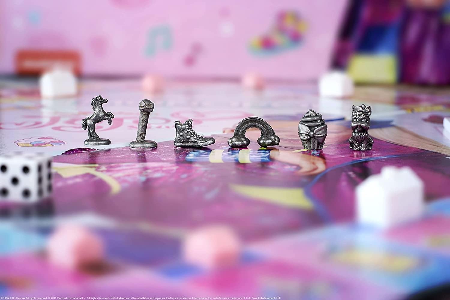 Monopoly JoJo Siwa Edition | Featuring JoJo's Signature Bows & More | Officially Licensed & Collectible JoJo Siwa Game | Great Family Game for All Ages