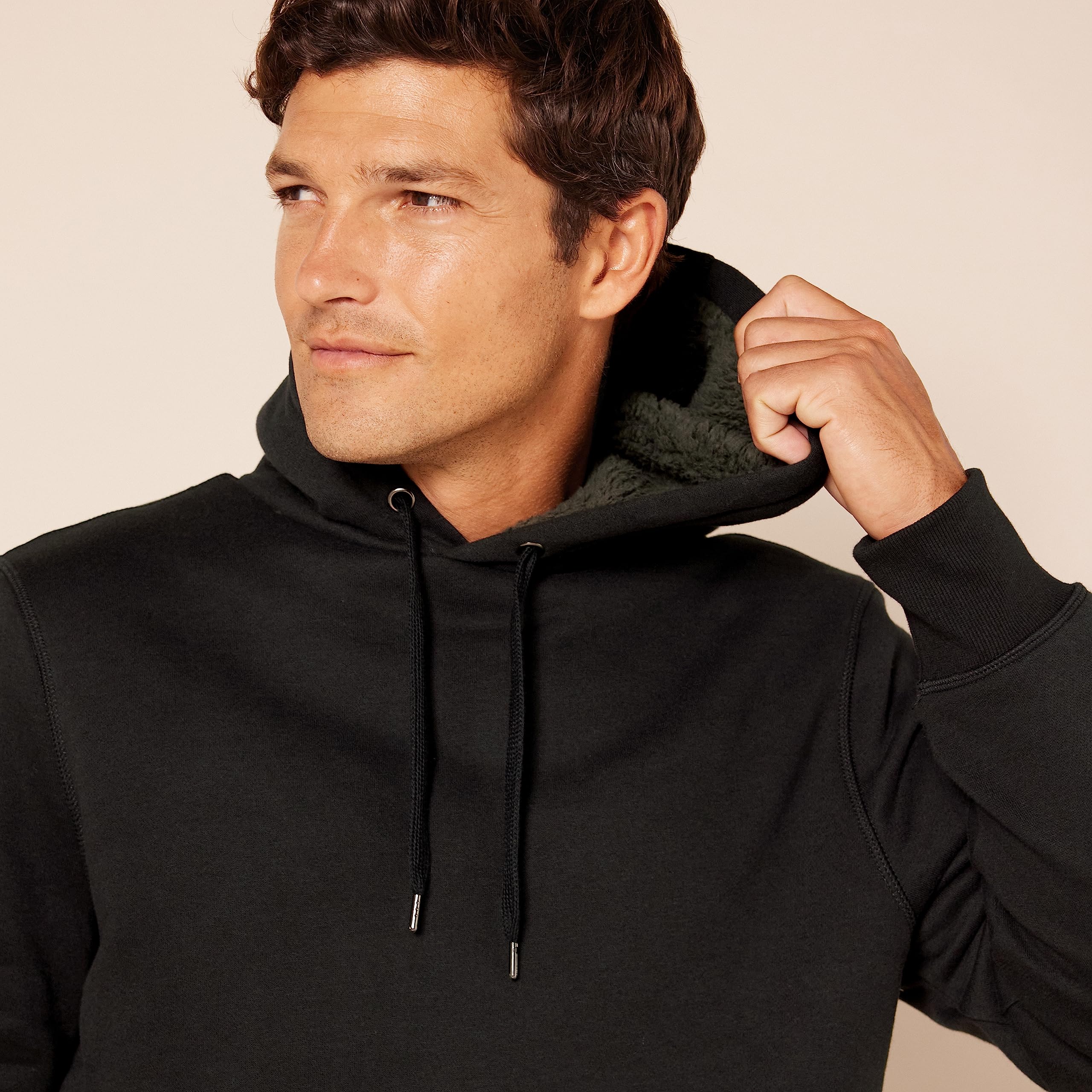 Amazon Essentials Men's Sherpa-Lined Pullover Hoodie, Black, Large
