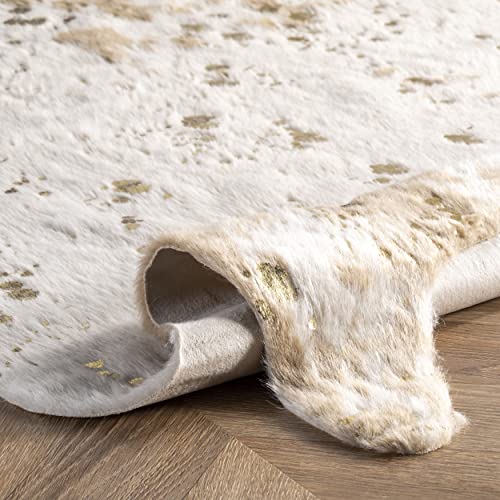 nuLOOM Iraida Contemporary Faux Cowhide Area Rug, 5' x 6' 7", Off-white
