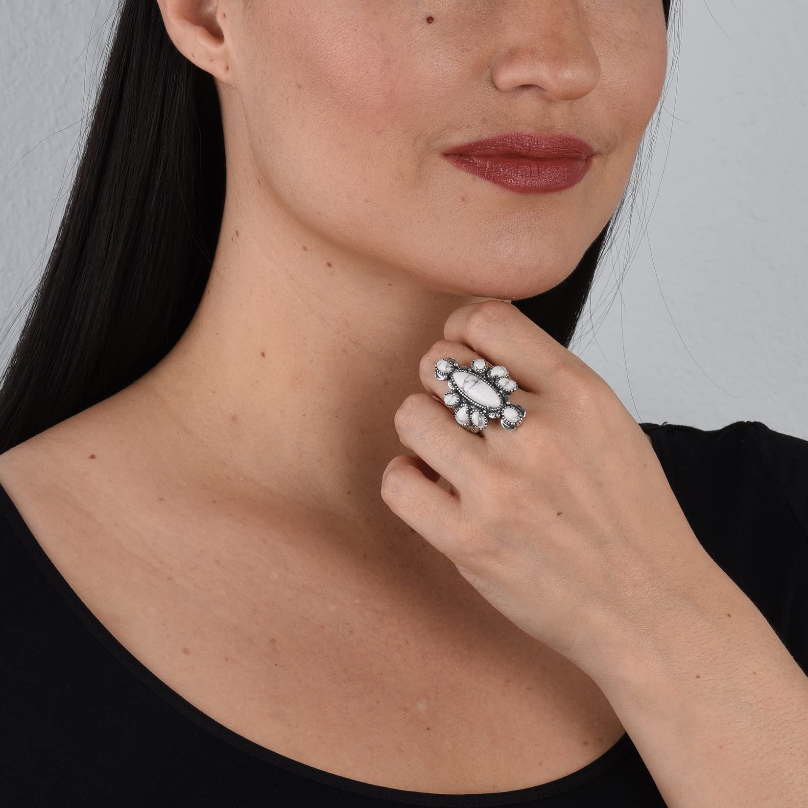 America West Sterling Silver Women's Cluster Ring Nine White Howlite Gemstone Size 8