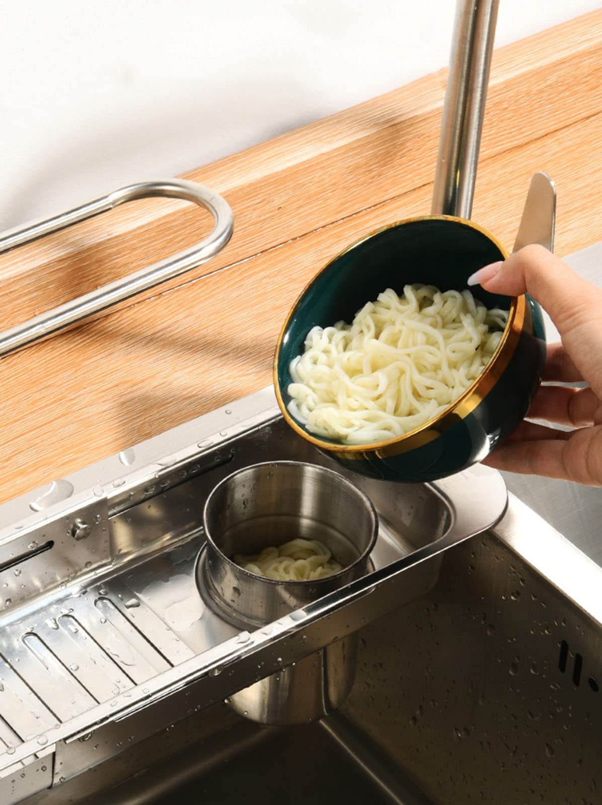 AJIODA Kitchen Sink Caddy Sponge Holder, Expandable Sink Storage Rack with Dishcloth Towel Holder & Residue Filter, Stainless Steel Multi-Functional Over Sink Kitchen Caddy Drying Rack Drain Rack