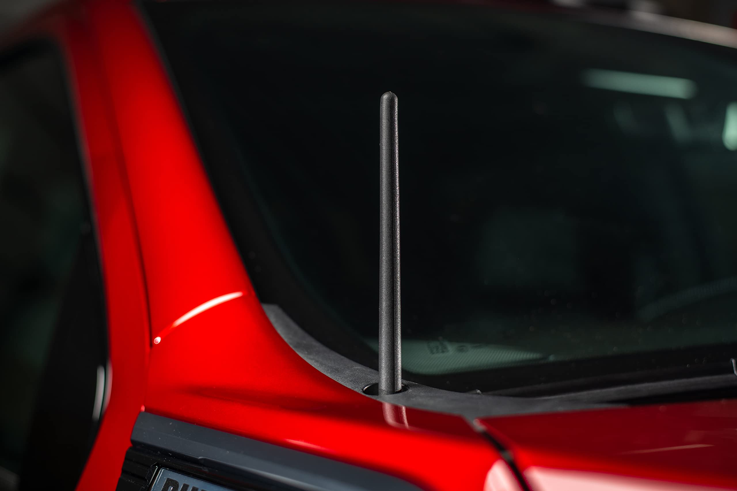 AntennaMastsRus Short Rubber Antenna fits Chevrolet Silverado 1500 (2006-2025), The Original 6 3/4", Car Wash Proof, Durable EPDM Rubber, Internal Copper Coil for Enhanced Reception