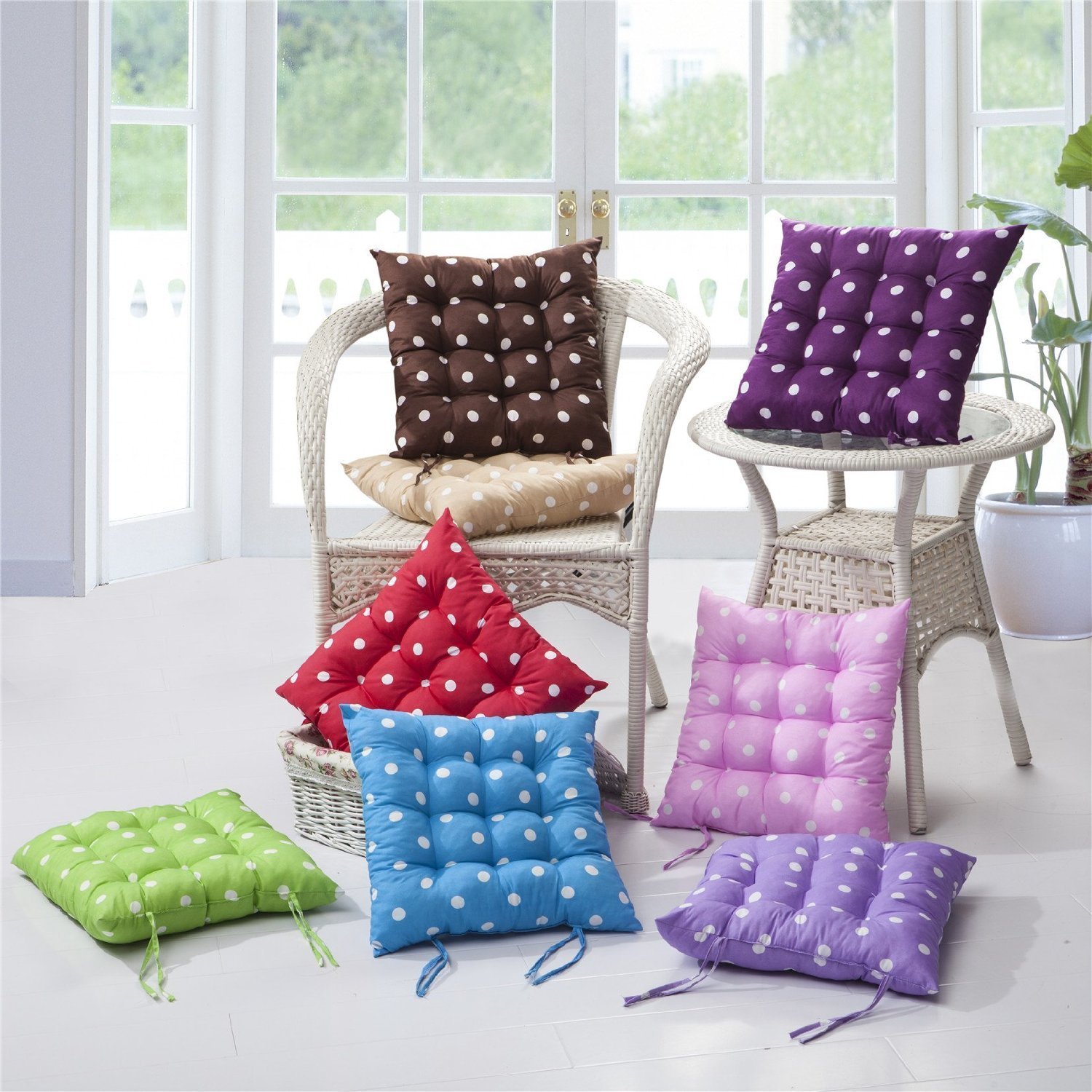 YunNasi 14'' x 14'' Thick Soft Dotted Home Office Chair Pad Seat Cushion (Deep Purple with White dots)