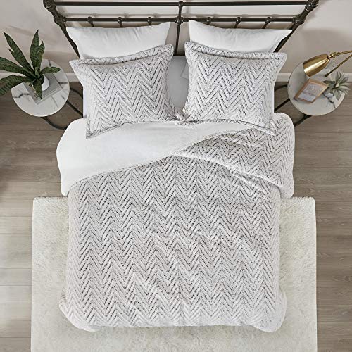 Madison Park Adelyn Ultra Soft Plush Faux Fur Chevron 3 Pieces Bedding Sets Bedroom Comforters, King/Cal King, Ivory