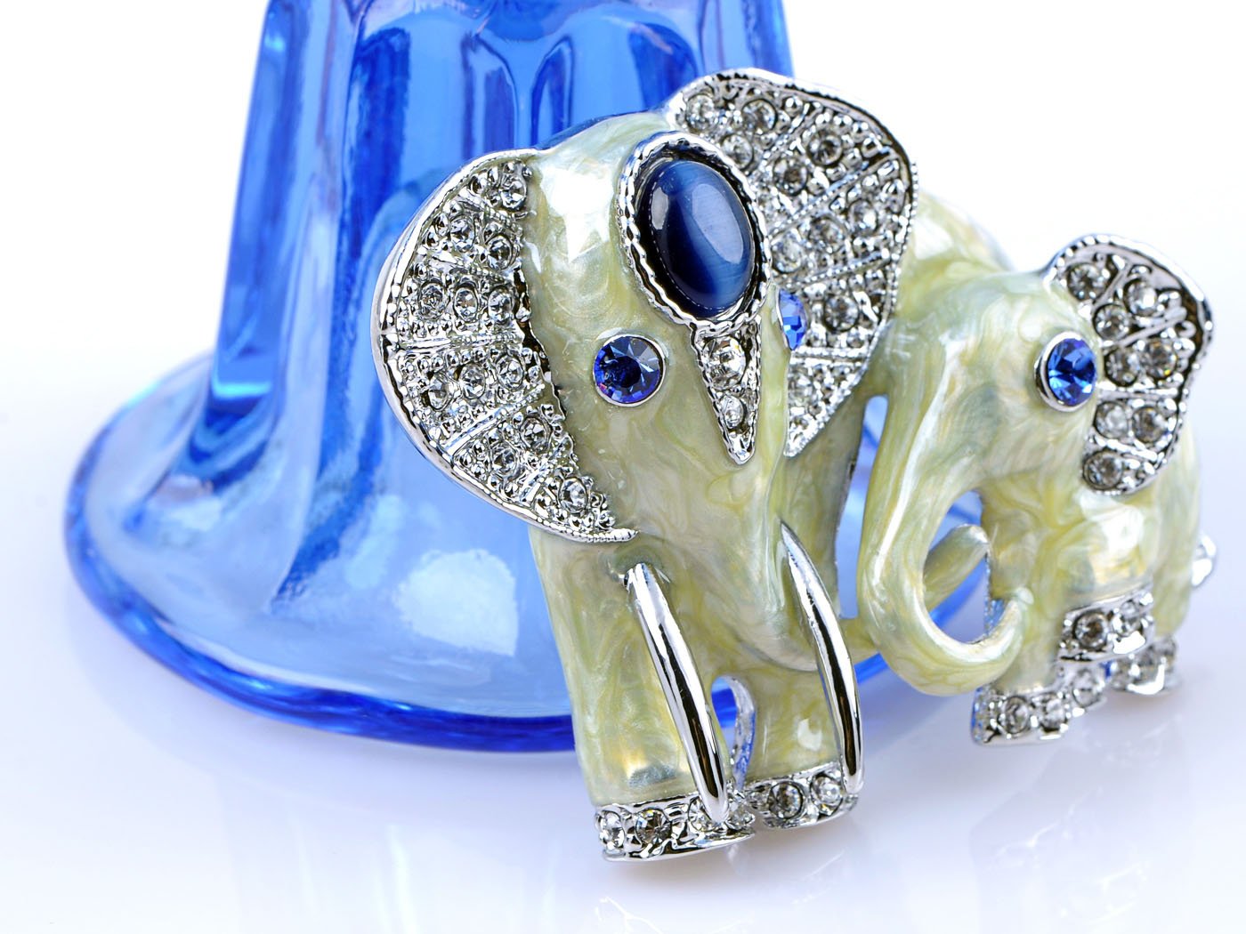 Alilang Crystal Sapphire Eyed Pearlescent Paint Elephants Pin Brooch