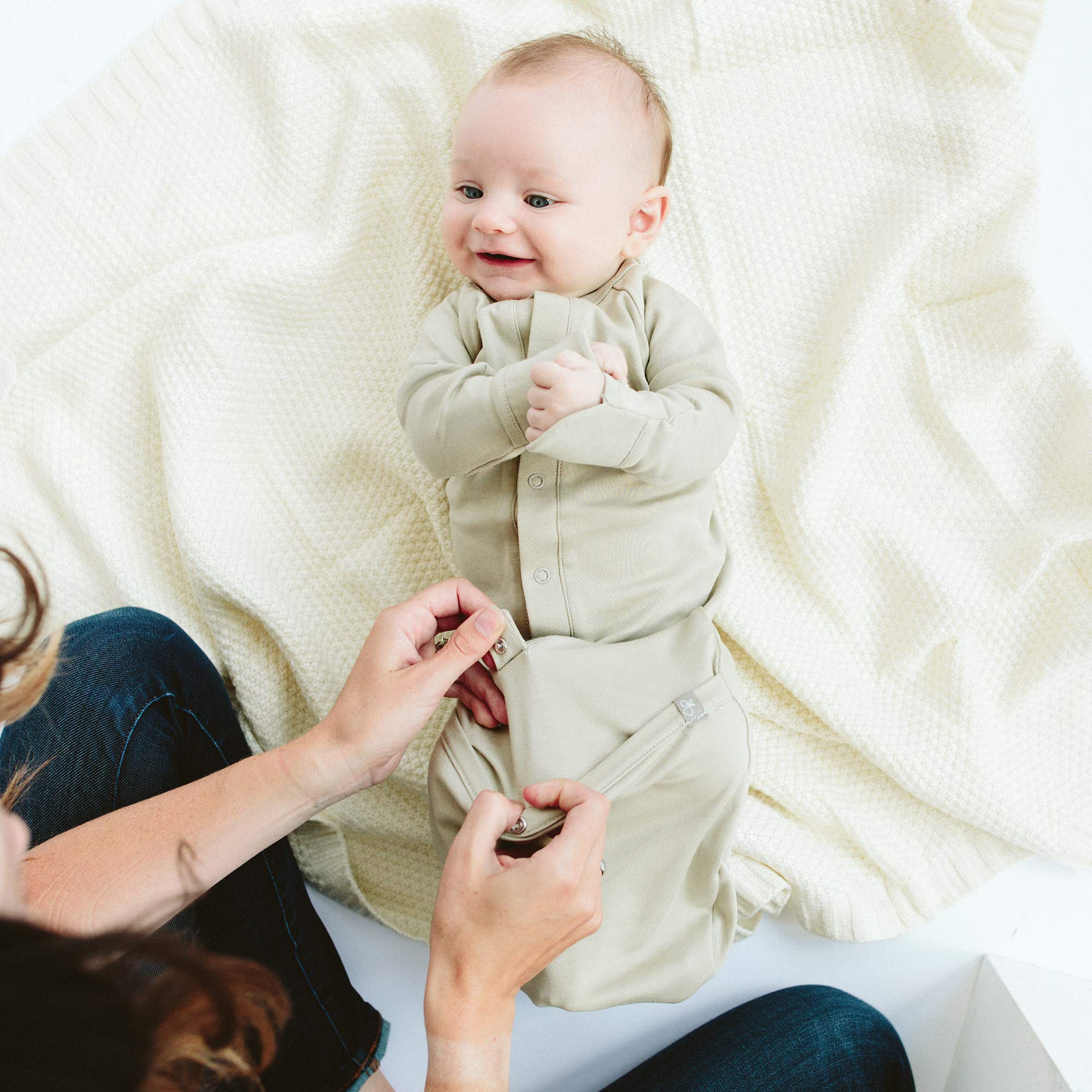 Goumijamms, Smart Baby Gown Made with Organic Material with Scratch Prevention Mitts and Foot Pockets (Drops Pink, 0-3 Months)