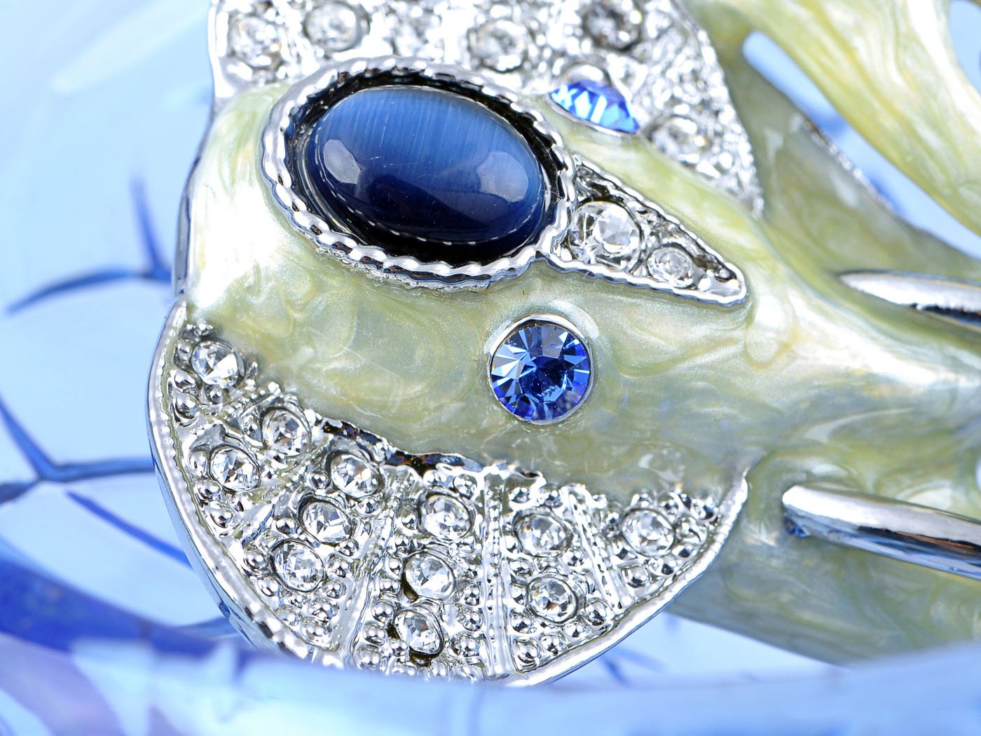 Alilang Crystal Sapphire Eyed Pearlescent Paint Elephants Pin Brooch