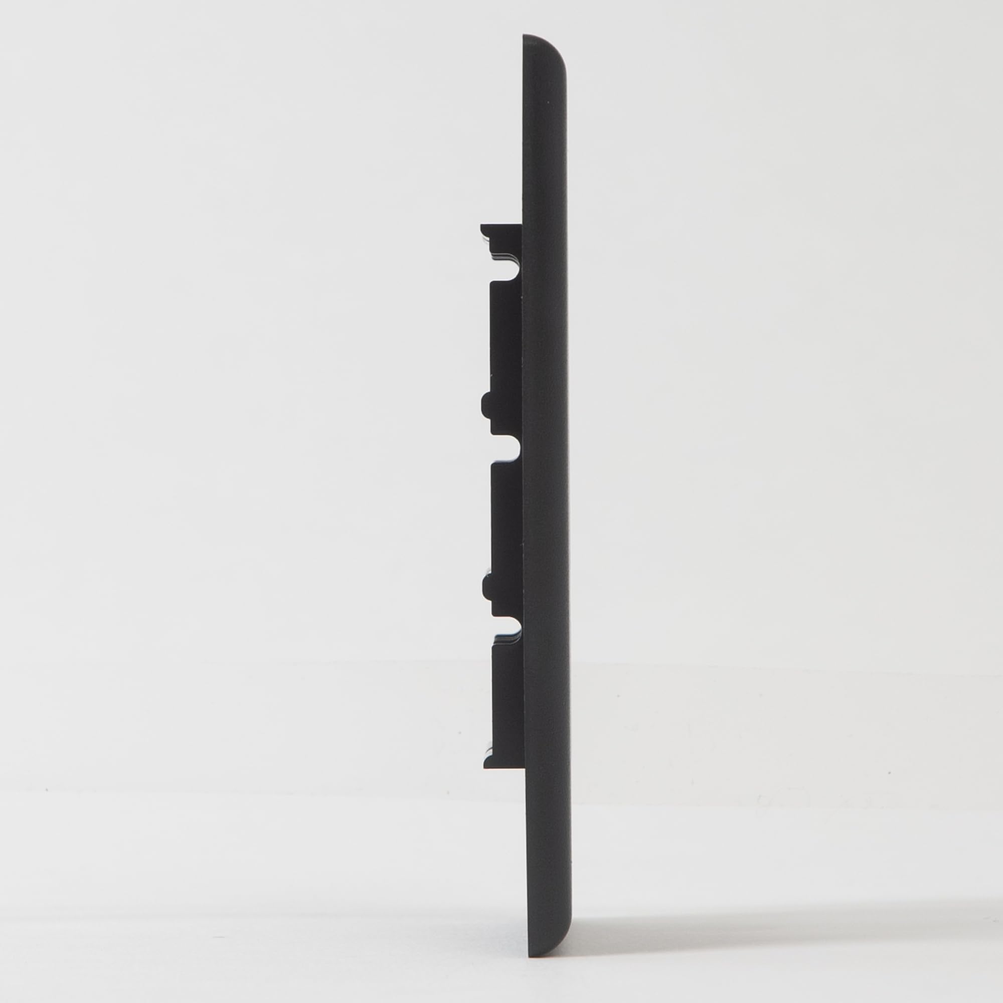 ICC 6-Port Faceplate for Keystone Connectors, Single Gang Outlet Box, Wall Plate for Networking and Home Installations, Durable and Easy to Install, Black, Single