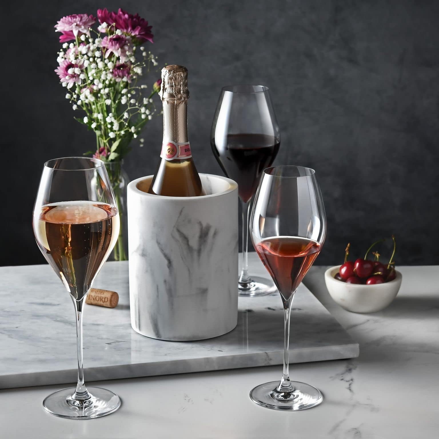 BENETI Hand-Blown European wine glasses set of 4 | 14oz Modern Long Stem Wine Glass Set for Red and White Wine
