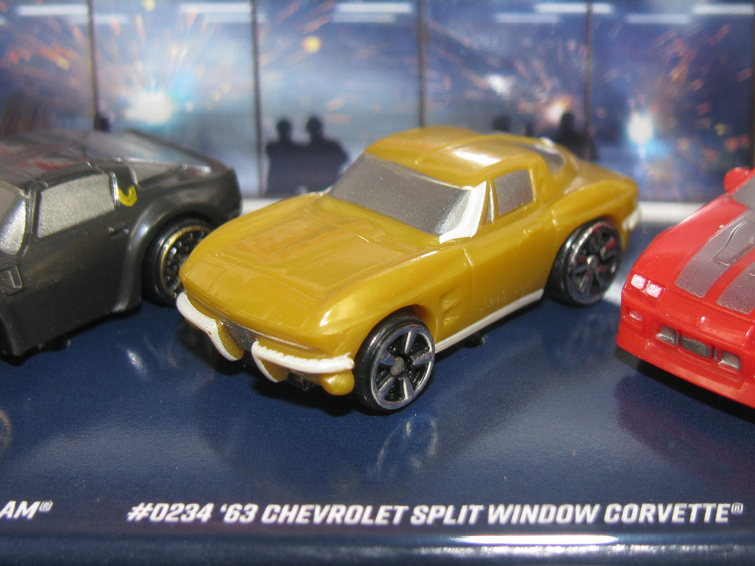 Micro Machines 2021 Series 4 World Pack #11 GM Icons: ZR1 Corvette, Pontiac Trans Am, '63 Split Window Corvette, IROC-Z Camaro, Cadillac CTS V