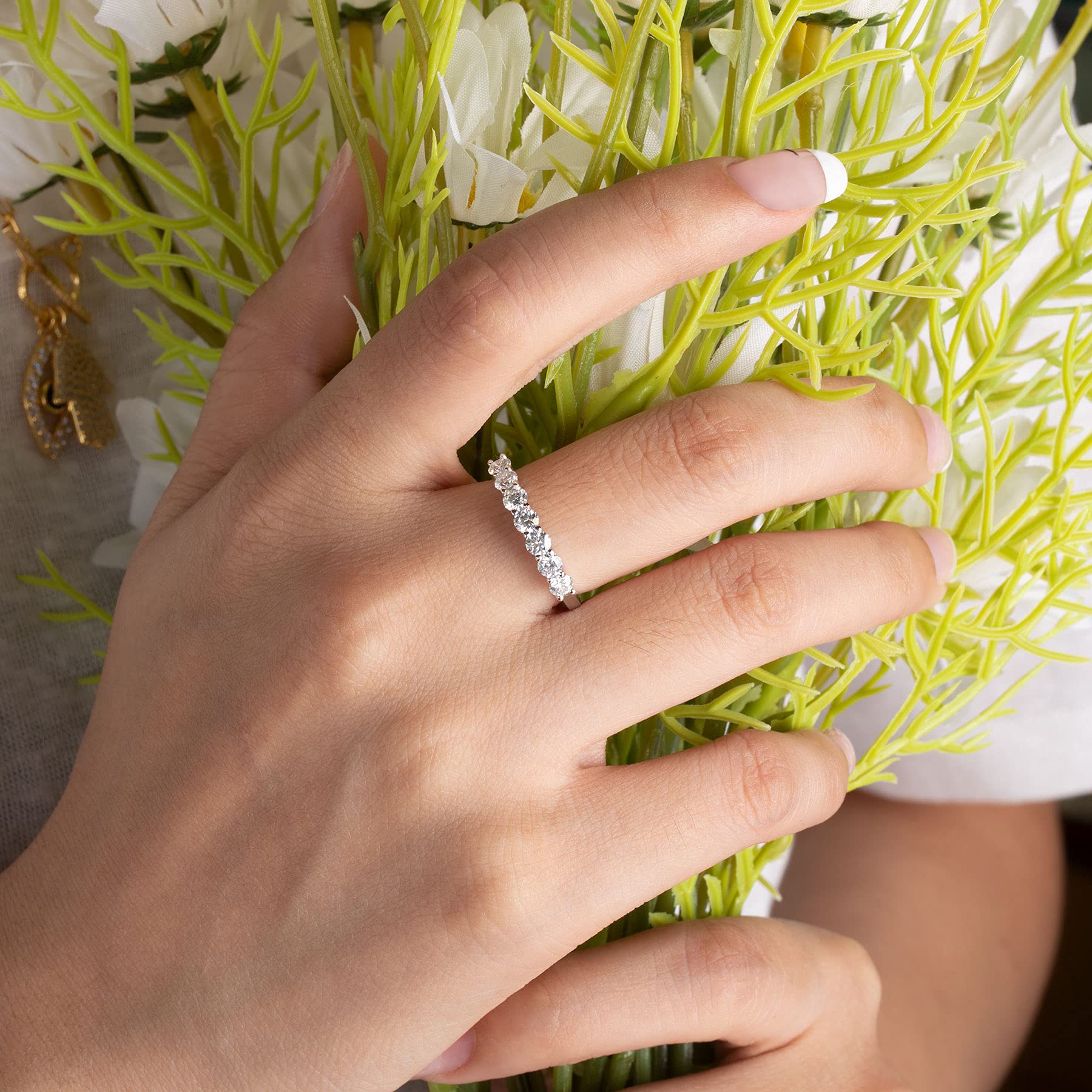 Ladylike Moissanite Wedding Band for Women 925 Sterling Silver Wedding Rings 0.7ct D Color VVS1 Lab Created Half Eternity Stackable Anniversary Rings for Her