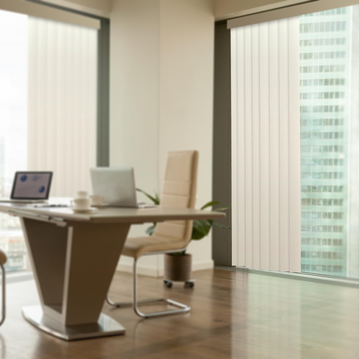 Amazing Drapery Hardware Premium Vinyl/PVC Vertical Blind Replacement Slats, 20 Pack, Off White - Smooth, Curved Style - DIY-Friendly and Trimmable Length - Ideal for Replacing Broken Blinds