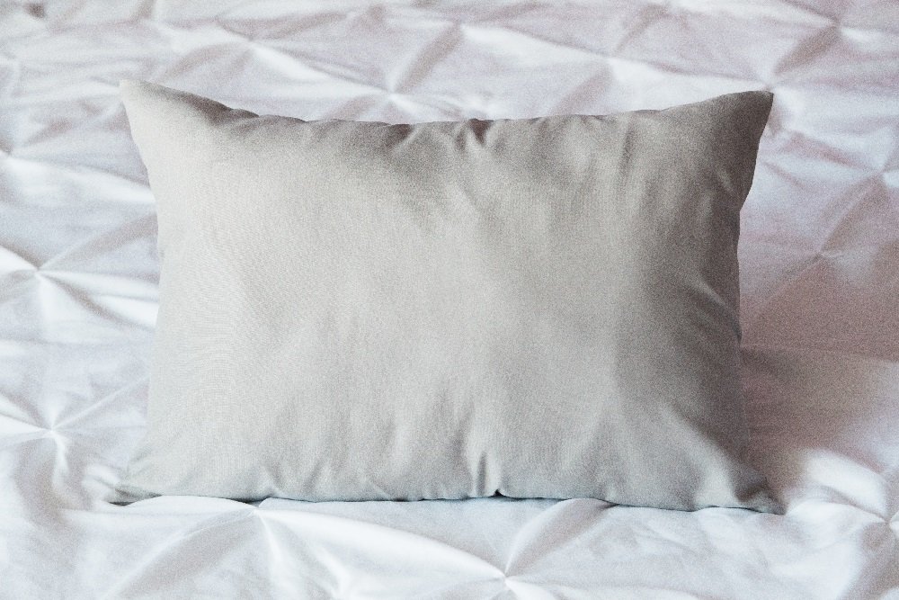 Ella & Max Toddler Pillowcase. Gray. Fits 13x18 & 14x19 Toddler Pillows. Easy to wash & no Ironing. Handmade in USA. Made of Luxury Microfiber Fabric.