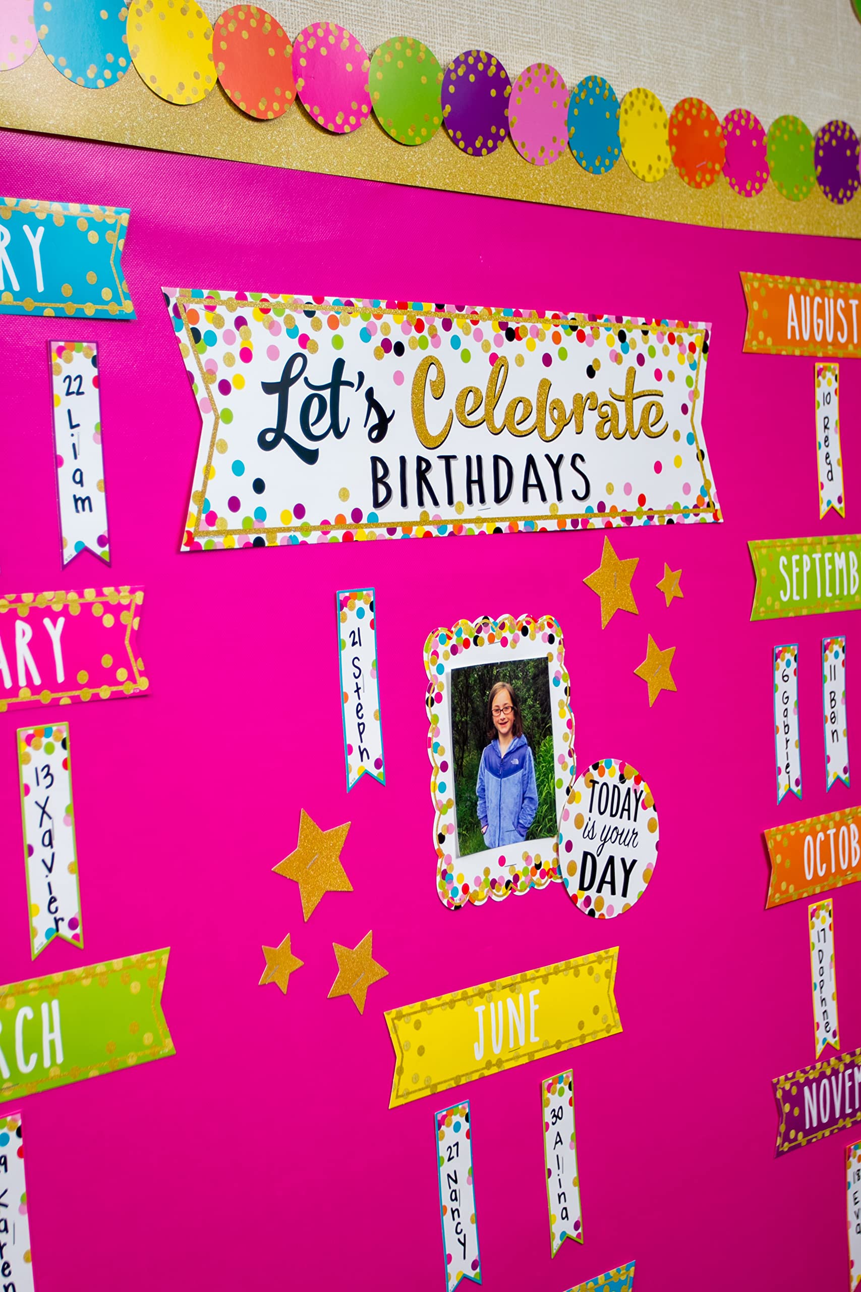 Teacher Created Resources Gold Shimmer Stars Accents, Not Glittery - Assorted Sizes (TCR8868)