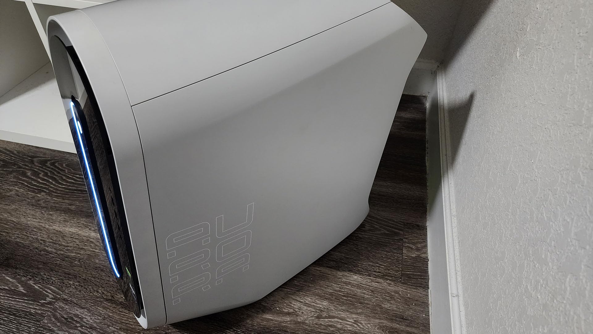 Alienware Aurora R13 Gaming Tower Desktop Computer, 12th Gen Intel 12-Core i7-12700F up to 4.8GHz, 32GB DDR5 RAM, 1TB PCIe SSD, GeForce RTX 3070 8GB GDDR6, WiFi 6, Bluetooth 5.2, Windows 11