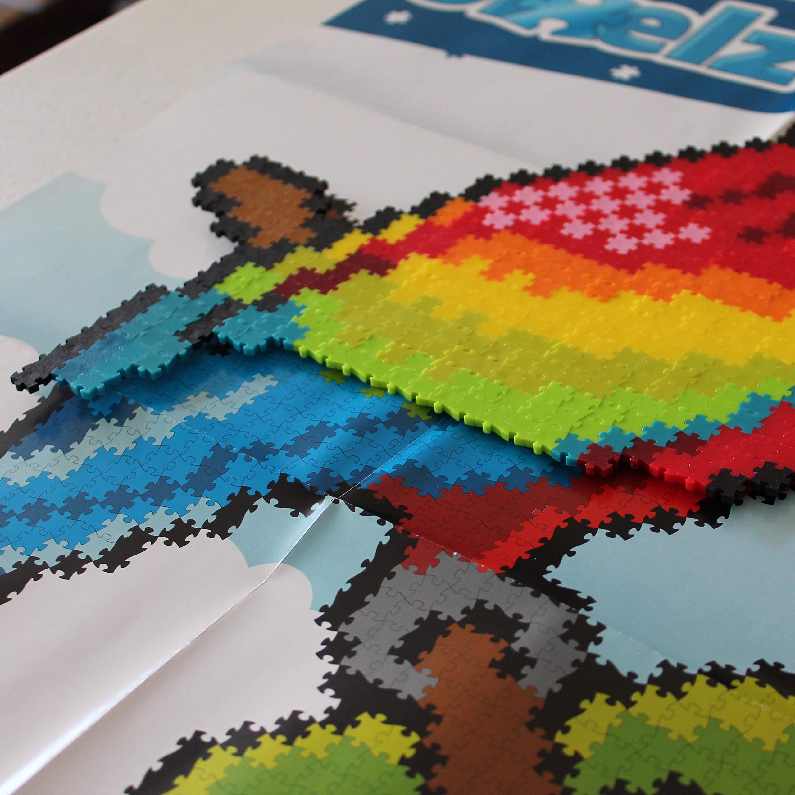Fat Brain Toys Jixelz 700 Piece Set Roving Robots Pixelated Puzzle Art for Children, Suitable for Boys & Girls Aged 6 Years and Above
