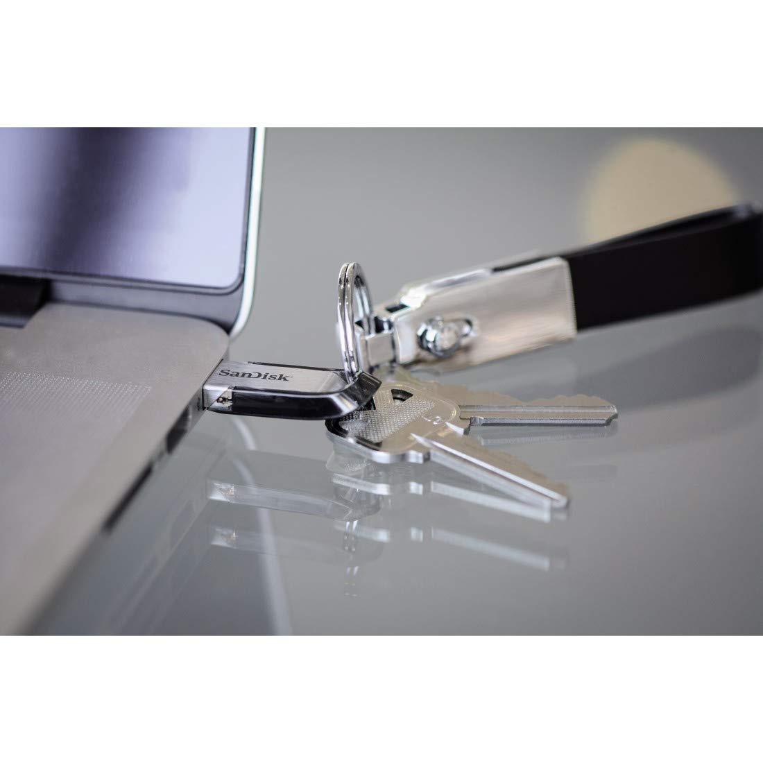 SanDisk Ultra Flair USB 3.0 32GB Flash Drive SDCZ73-032G-G46 (Pack of 5)