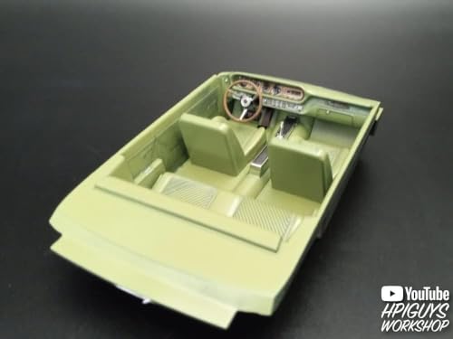 AMT 1965 Pontiac GTO Hardtop Craftsman Plus 1:25 Scale Model Kit