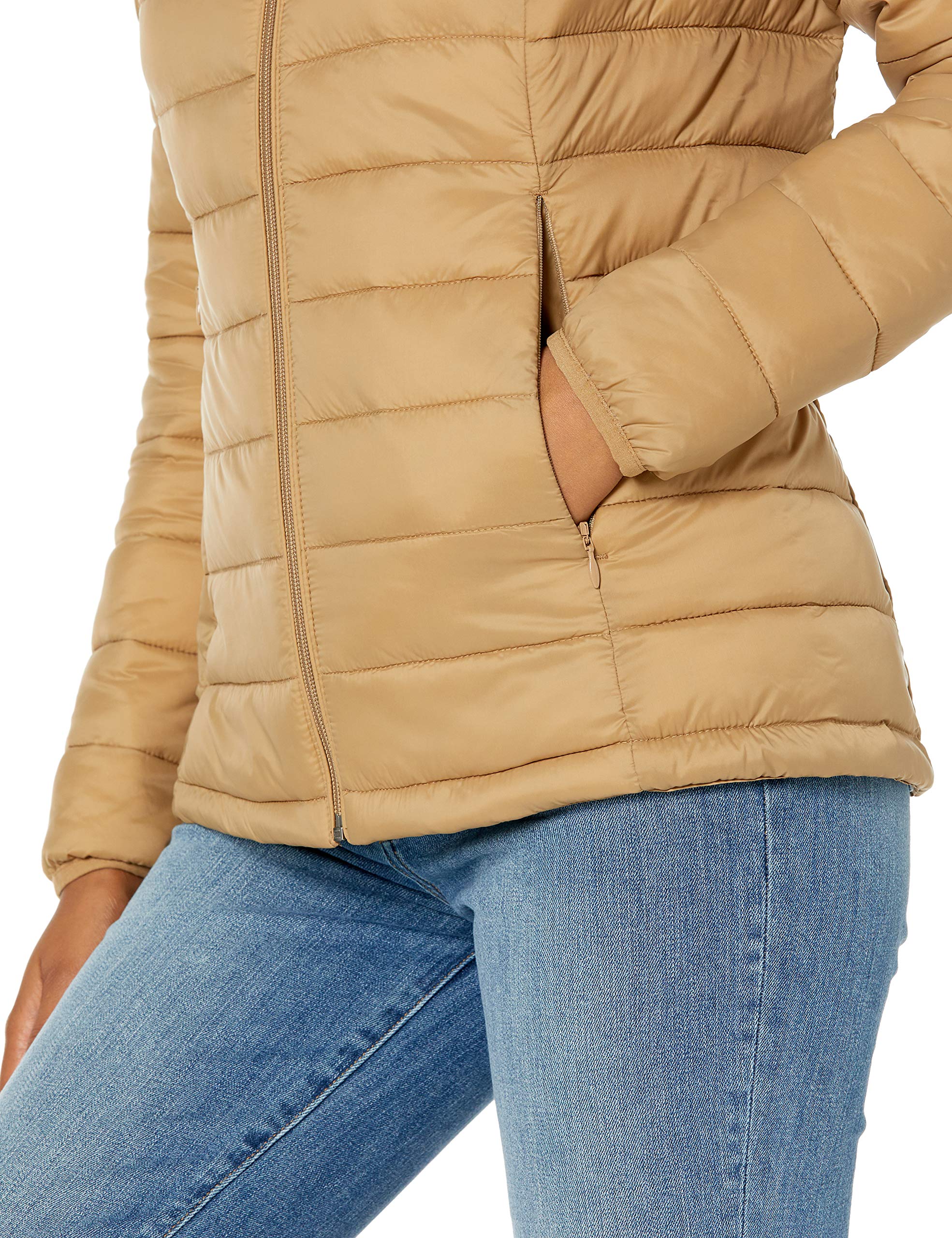 Amazon Essentials Women's Lightweight Long-Sleeve Water-Resistant Packable Puffer Jacket (Available in Plus Size), Camel, Large