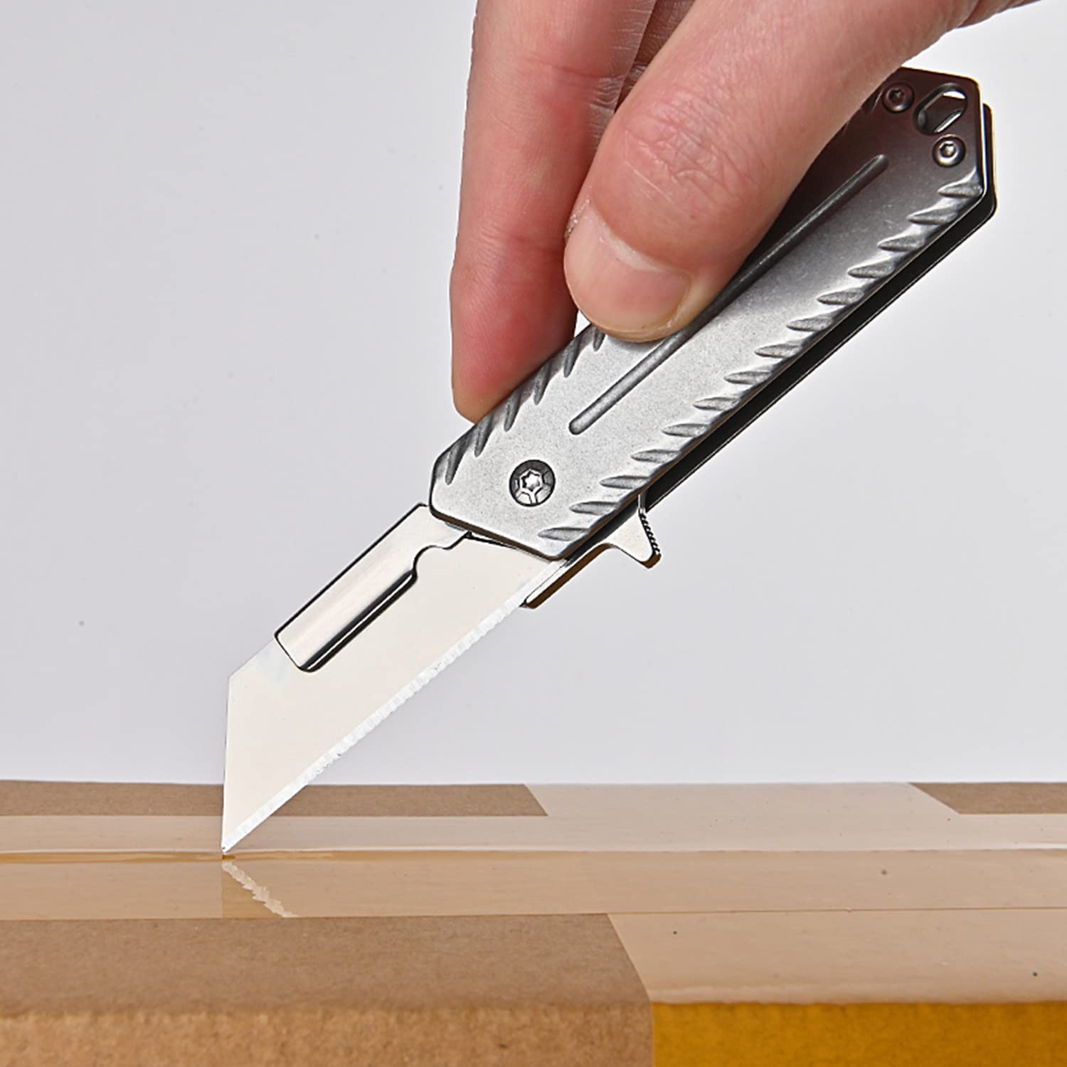 SZHOWORLD Stainless Steel Folding Utility Knife - Heavy Duty Box Cutter for Cartons, Cardboard and Boxes, Quick Change Blades, Extra 10 Blades Included