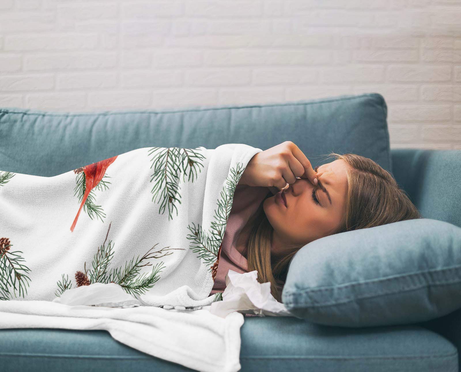 SUN-Shine Christmas Cardinal Throw Blankets, Cardinal Birds with Pine Cones Leaves Fuzzy Flannel Fleece Throws Luxury Super Soft Cozy Warm Blanket for Couch Sofa Bed Chair