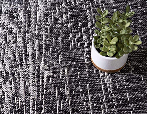 Unique Loom Outdoor Modern Collection Area Rug - Ombre (4' 1" x 6' 1" Rectangle, Charcoal Gray/ Ivory)