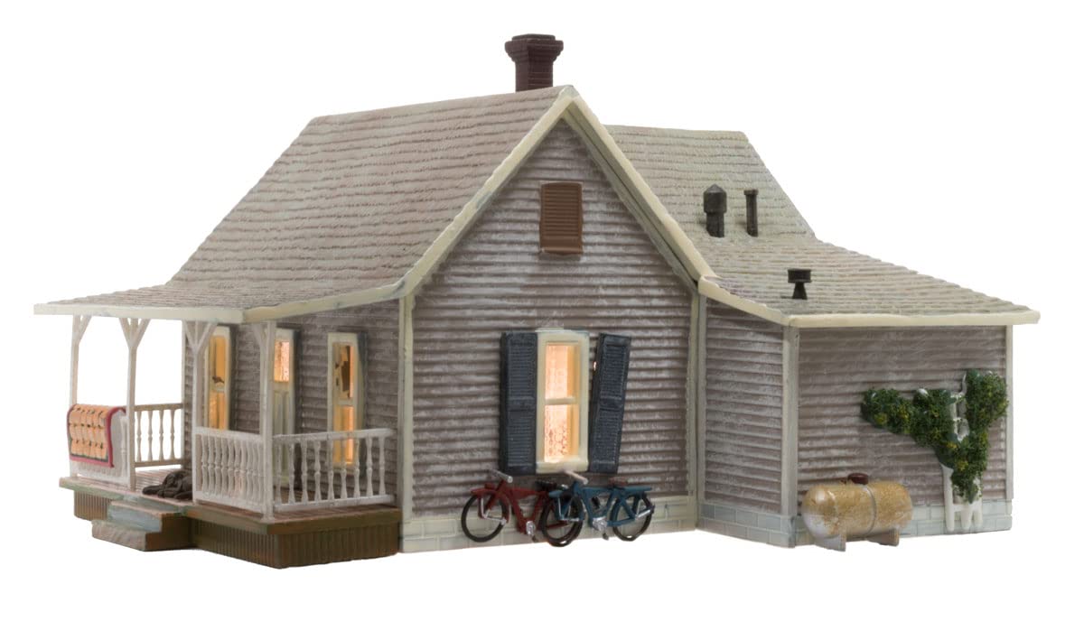 Woodland Scenics BR5040 Old Homestead HO by Woodland Scenics
