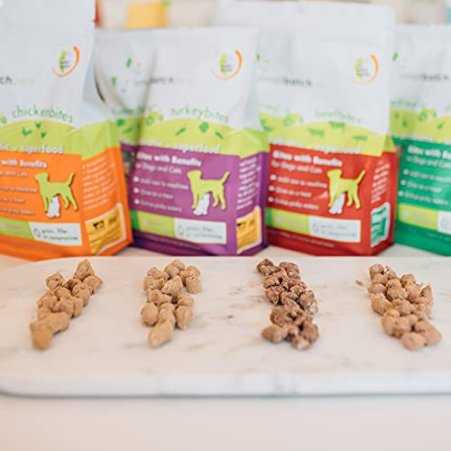 Smallbatch Pets Freeze-Dried Beef Bites for Dogs & Cats, 7 oz, Made in The USA, Organic Produce, Humanely Sourced Meat, Single Source Protein, Mixer & Topper, Healthy, with Papaya and Probiotics