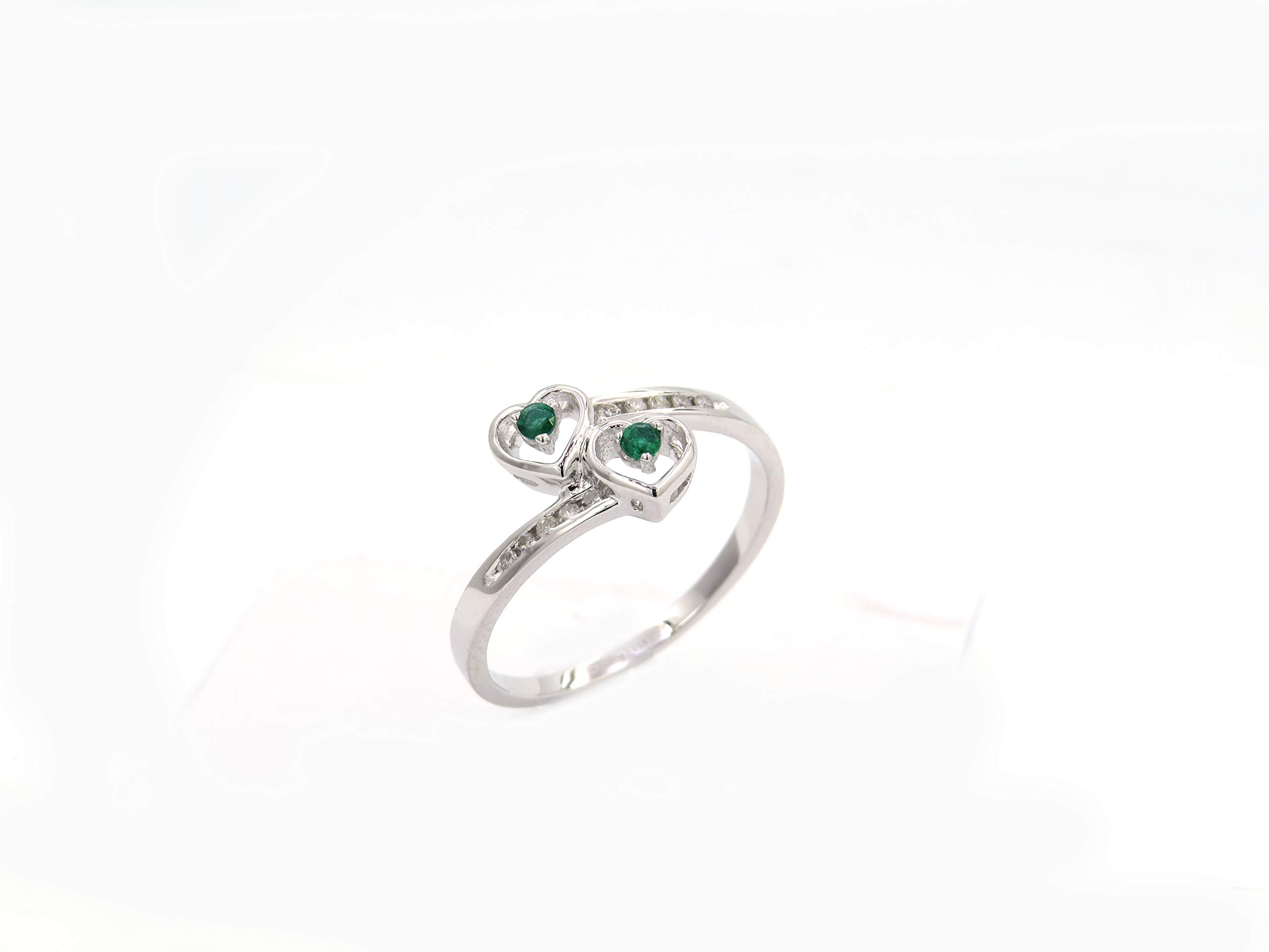 Dazzlingrock Collection Round Green Emerald & Diamond Ladies Double Heart Promise Ring in 925 Sterling Silver, Size 7