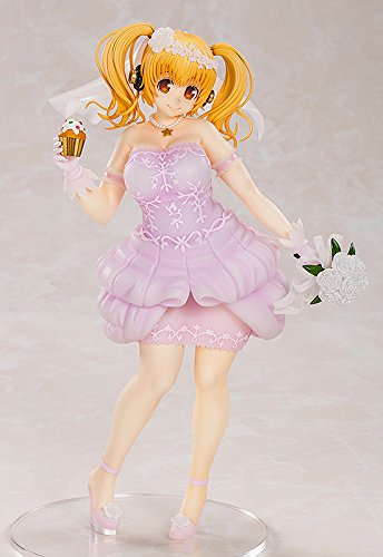 Souyokusha Super Pochaco Wedding Version 1: 5 Scale PVC Figure