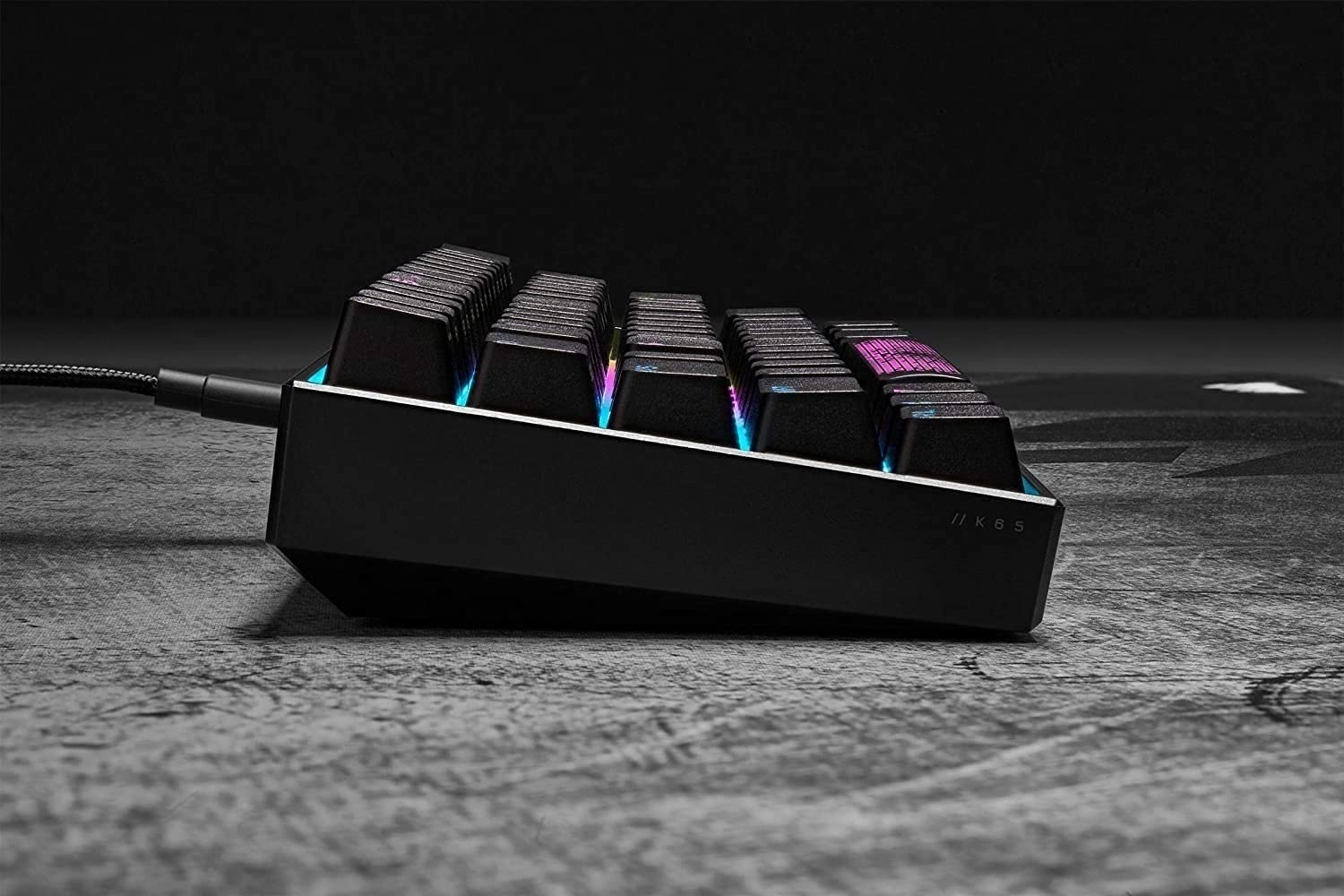 HIZLJJ Mechanical Gaming Keyboard, Adjustable RGB Lighting Single Keys, Small and Portable, Fast Rebound/Quick Response