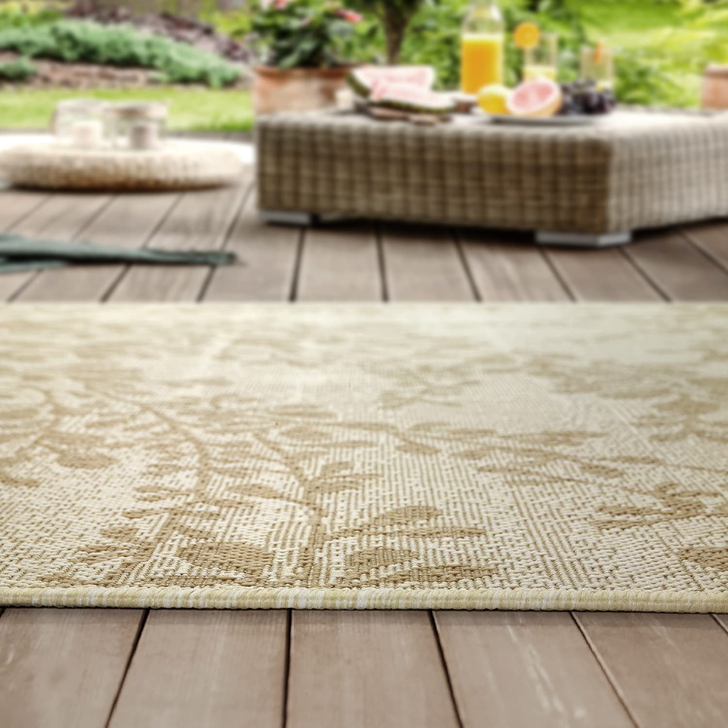 Antep Rugs Patio 5x7 Outdoor/Indoor Floral Area Rug (Beige, 5'3" x 7'6")