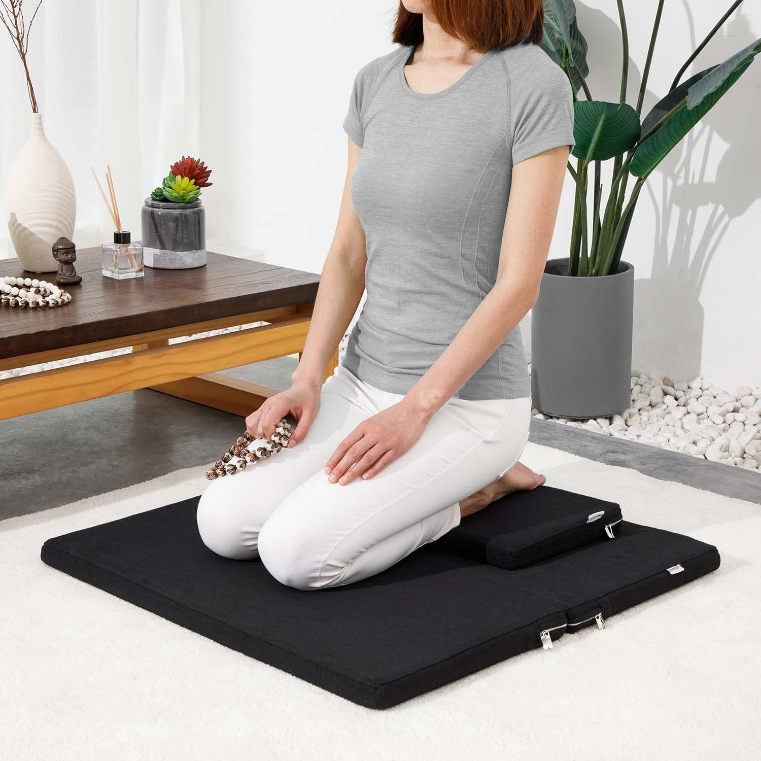 BEENSPIN Meditation Cushion Set, Folding Meditation Mat, Zafu & Zabuton(28 x28 ), Supportive Meditation Pillow. Handcrafted Black