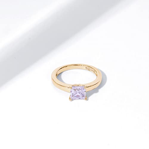 Amazon Essentials Yellow Gold Plated Sterling Silver Solitaire Engagement Ring set with Princess Cut Infinite Elements Cubic Zirconia (1 cttw), Size 7, (previously Amazon Collection)