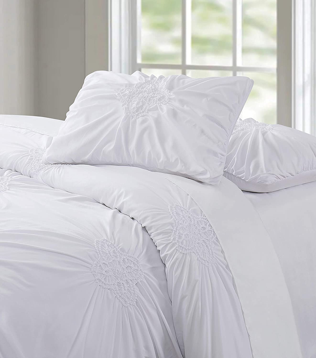 Christian Siriano Georgia Rouched Duvet Set Queen and Full, White