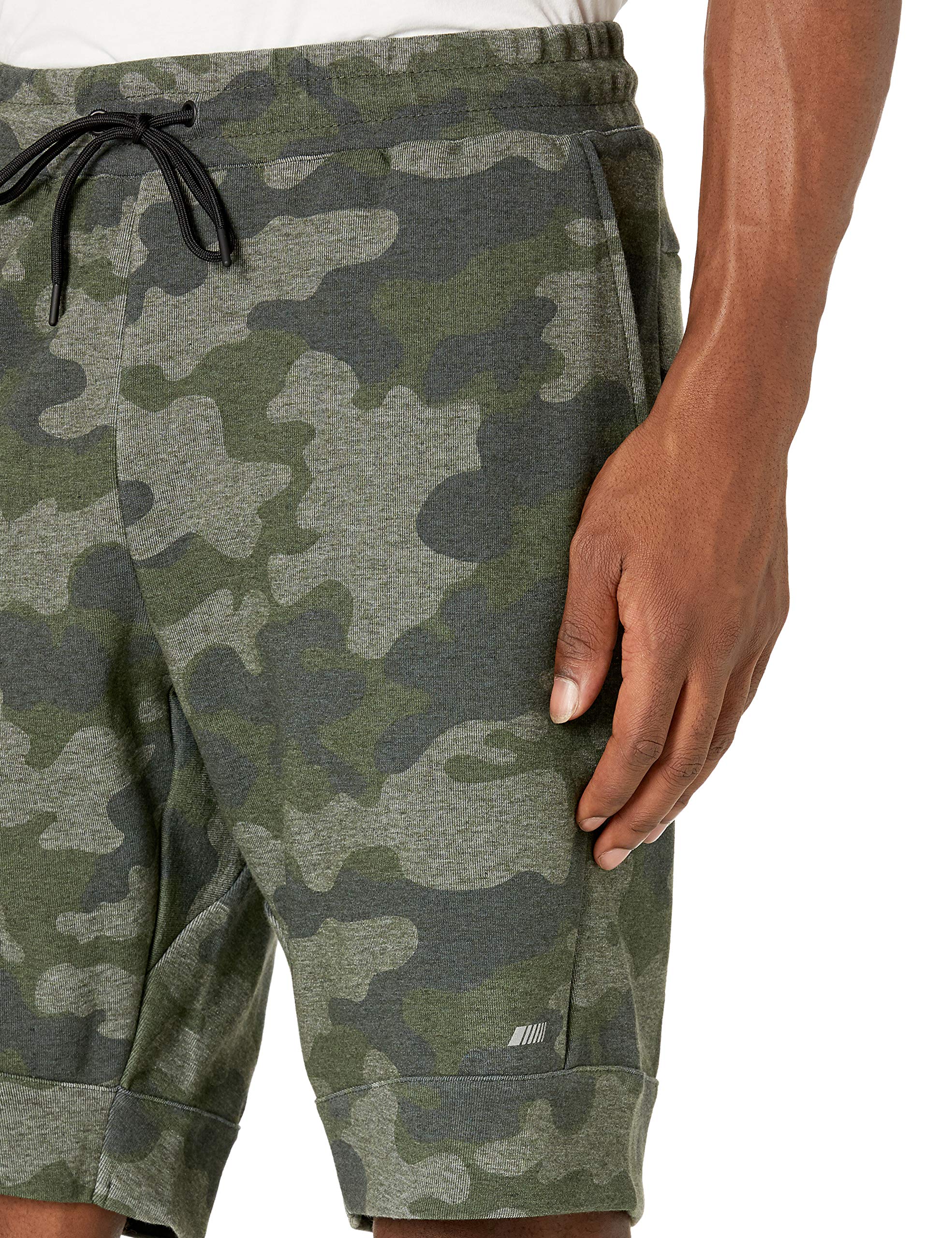 Amazon Essentials Men's 9" Tech Fleece Active Short, Dark Green Camo, XX-Large