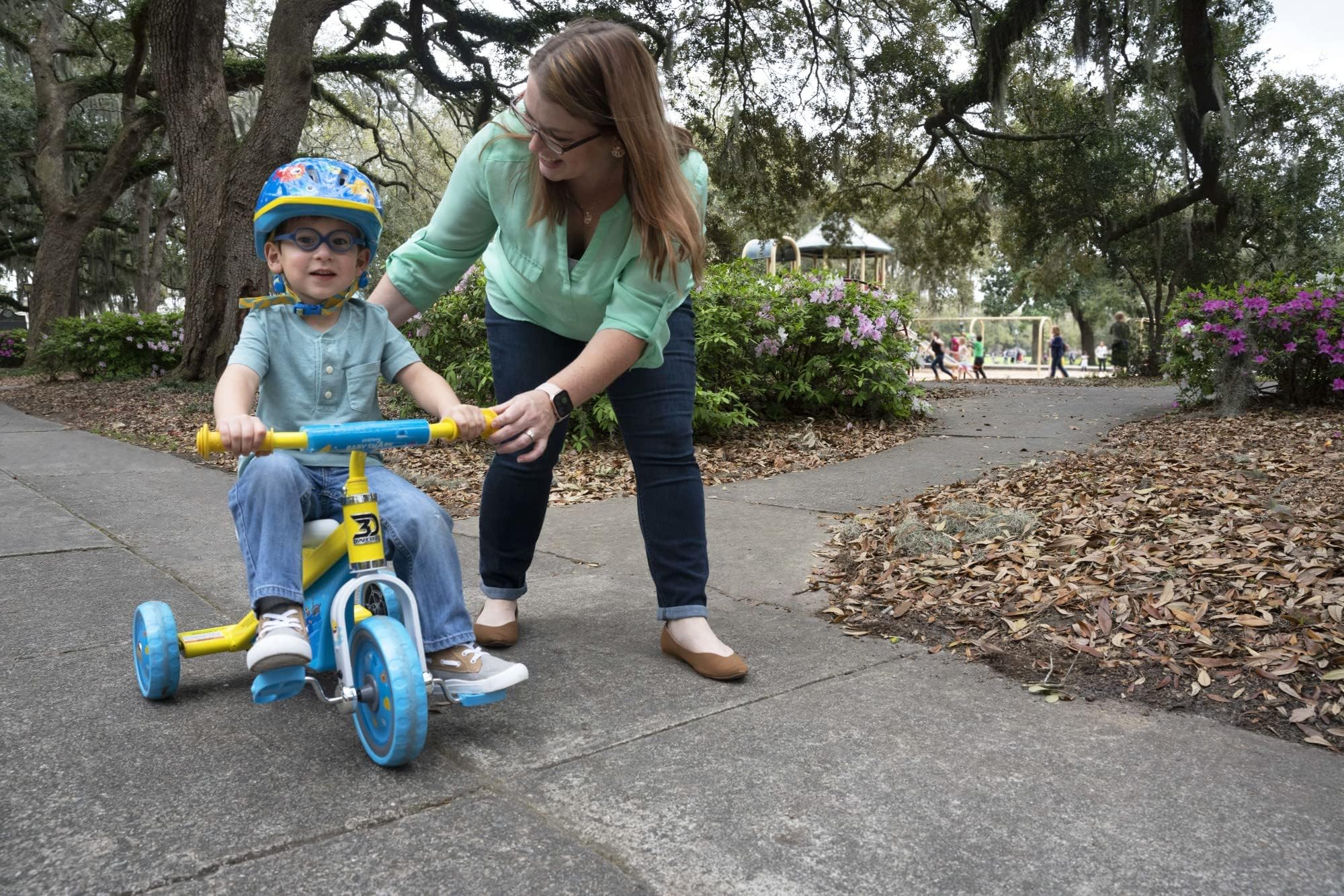 Dynacraft Baby Shark 10" Trike for Kids – Fun and Colorful Design, Sturdy and Safe, Perfect for Toddlers Learning to Ride, Easy to Assemble