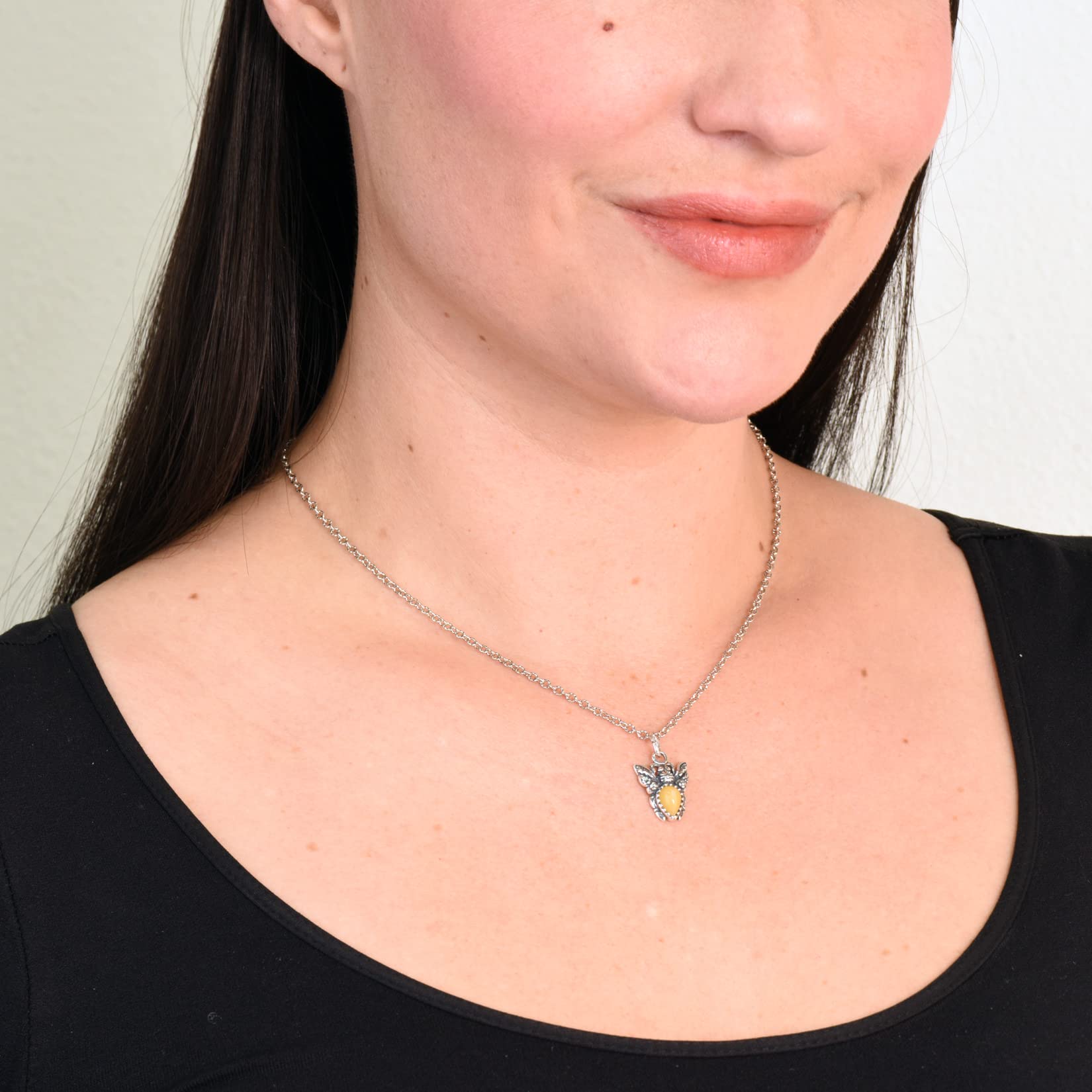 American West Sterling Yellow Jasper Bee Necklace 17 to 20 Inch